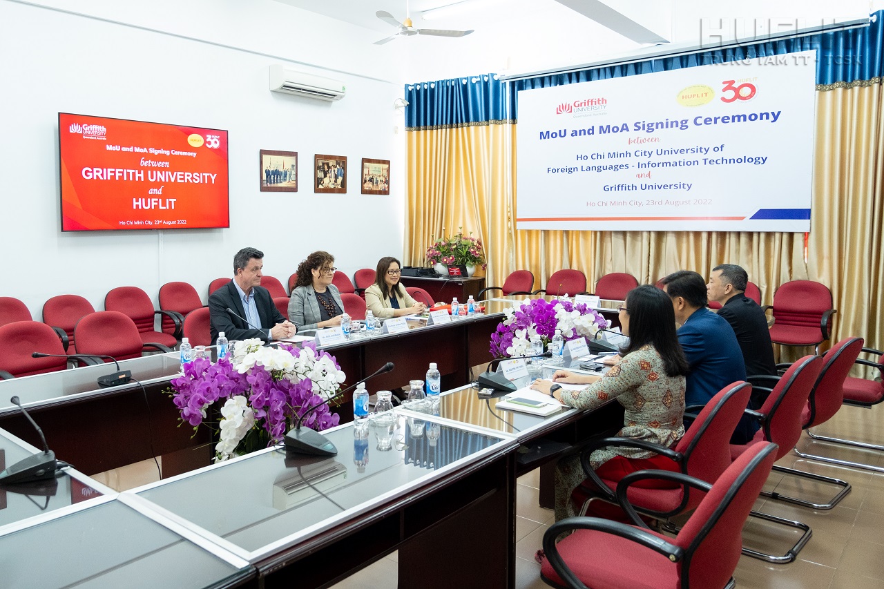 HUFLIT kí thỏa ước chuyển tiếp sinh viên với Đại học Griffith, Úc - HUFLIT